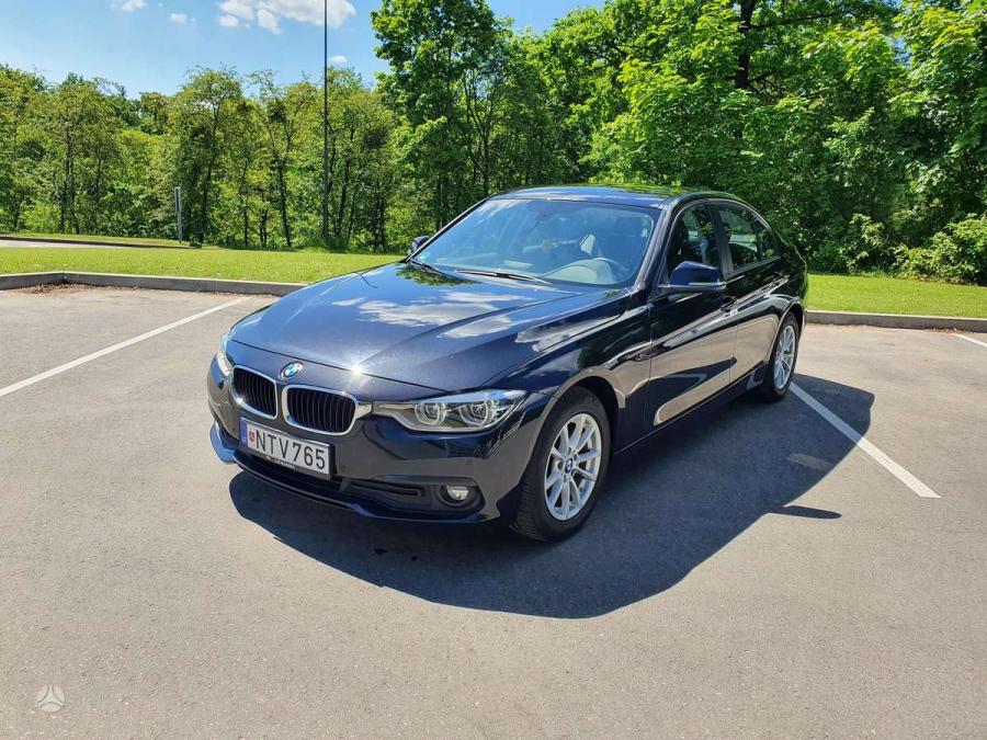Black BMW 318 2017 in Kaunas, with an engine capacity of 2.00 L and mileage of 249 thousand km for 10900 €, photo 1 on AUTOMOTO.COM.LV
