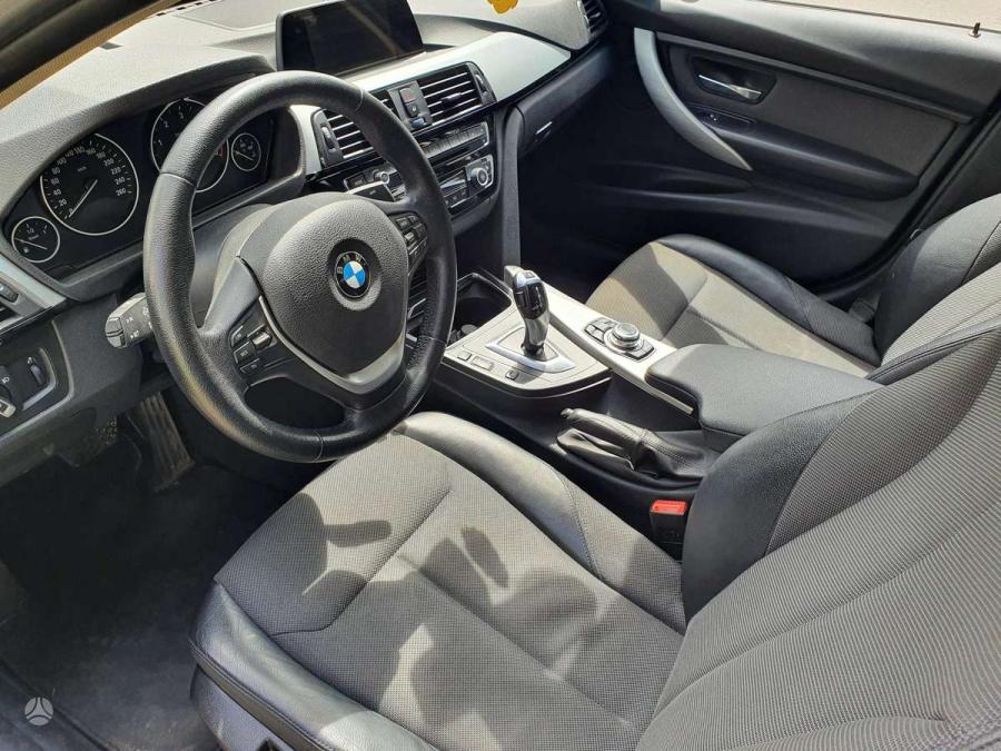 Black BMW 318 2017 in Kaunas, with an engine capacity of 2.00 L and mileage of 249 thousand km for 10900 €, photo 9 on AUTOMOTO.COM.LV