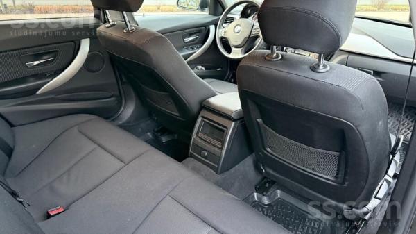 Black BMW 318 2018 in Jurmala, with an engine capacity of 1.50 L and mileage of 170 thousand km for 12800 €, photo 9 on AUTOMOTO.COM.LV