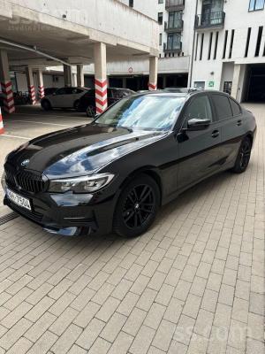 Black BMW 318 2019 in Riga, with an engine capacity of 2.00 L and mileage of 125 thousand km for 20990 €, photo 5 on AUTOMOTO.COM.LV