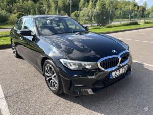 Black BMW 318 2019 in Vilnius, with an engine capacity of 2.00 L and mileage of 163 thousand km for 16599 €, photo  on AUTOMOTO.COM.LV