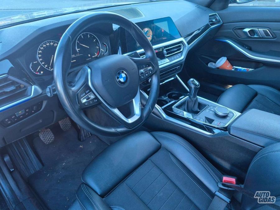 Melns BMW 318 2020 Kauņa, ar dzinēja tilpumu 2.00 L un nobraukumu 100 tūkst. km par 25489 €, foto 13 vietnē AUTOMOTO.COM.LV