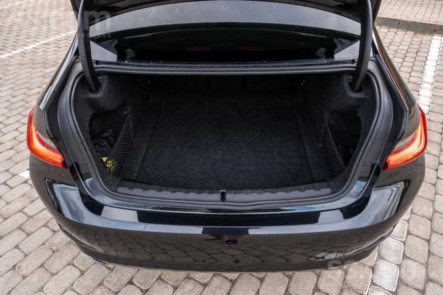 Melns BMW 318 2020 Rīga, ar dzinēja tilpumu 2.00 L un nobraukumu 0 tūkst. km par 14990 €, foto 23 vietnē AUTOMOTO.COM.LV