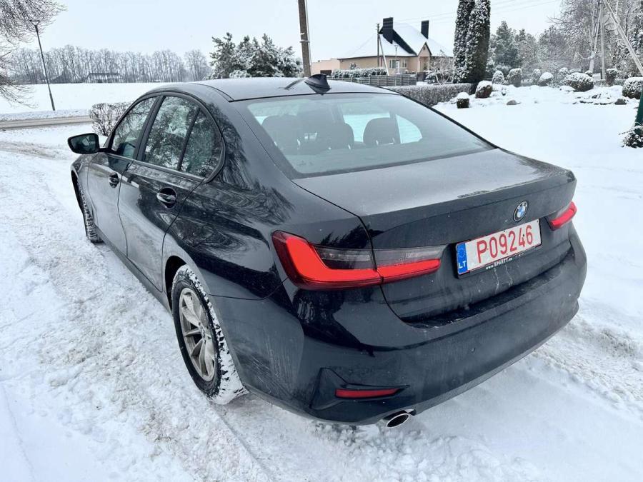 Melns BMW 318 2021 Marijampole, ar dzinēja tilpumu 2.00 L un nobraukumu 201 tūkst. km par 14800 €, foto 5 vietnē AUTOMOTO.COM.LV