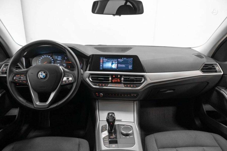 Melns BMW 318 2021 Viļņa, ar dzinēja tilpumu 2.00 L un nobraukumu 70 tūkst. km par 22550 €, foto 9 vietnē AUTOMOTO.COM.LV
