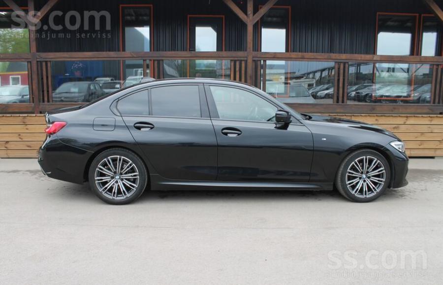 Black BMW 318 2021 in Riga, with an engine capacity of 2.00 L and mileage of 0 thousand km for 23700 €, photo 8 on AUTOMOTO.COM.LV