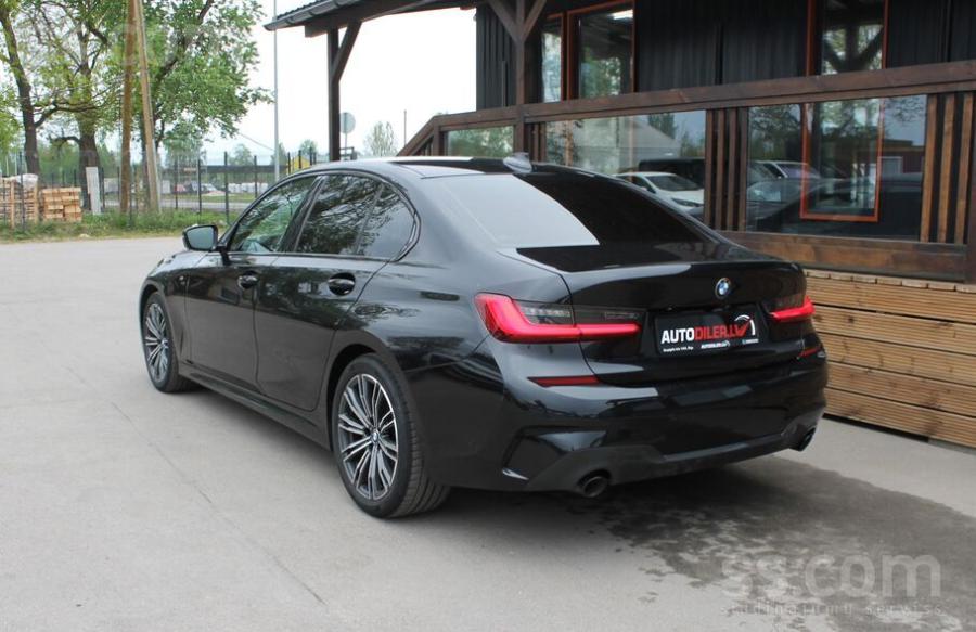 Black BMW 318 2021 in Riga, with an engine capacity of 2.00 L and mileage of 0 thousand km for 23700 €, photo 10 on AUTOMOTO.COM.LV