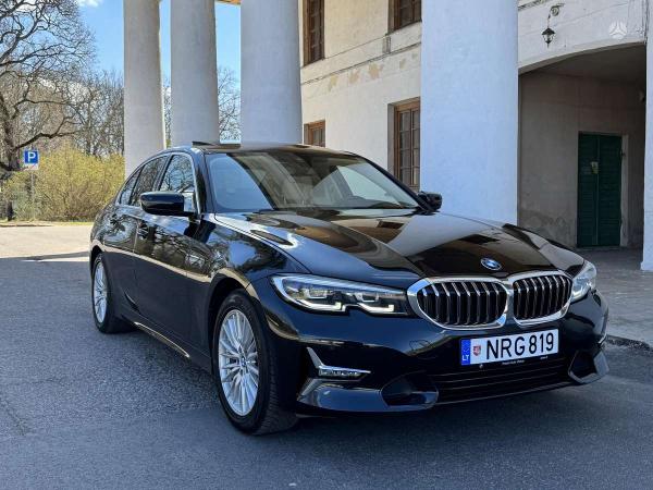 Melns BMW 318 2021 Viļņa, ar dzinēja tilpumu 2.00 L un nobraukumu 180 tūkst. km par 17500 €, foto 1 vietnē AUTOMOTO.COM.LV