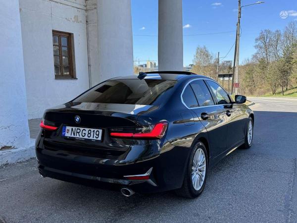 Melns BMW 318 2021 Viļņa, ar dzinēja tilpumu 2.00 L un nobraukumu 180 tūkst. km par 17500 €, foto 4 vietnē AUTOMOTO.COM.LV