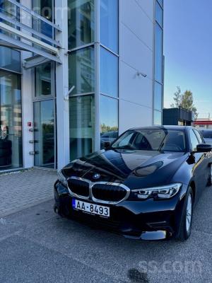 Черный БМВ 318 2022 в Рига, объемом двигателя 2.00 л и пробегом 65 тыс. км за 27900 €, фото  на AUTOMOTO.COM.LV