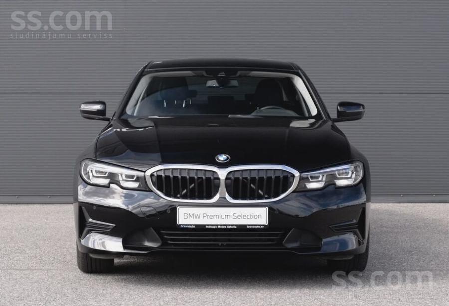 Black BMW 318 2022 in Riga, with an engine capacity of 2.00 L and mileage of 65 thousand km for 25800 €, photo 4 on AUTOMOTO.COM.LV