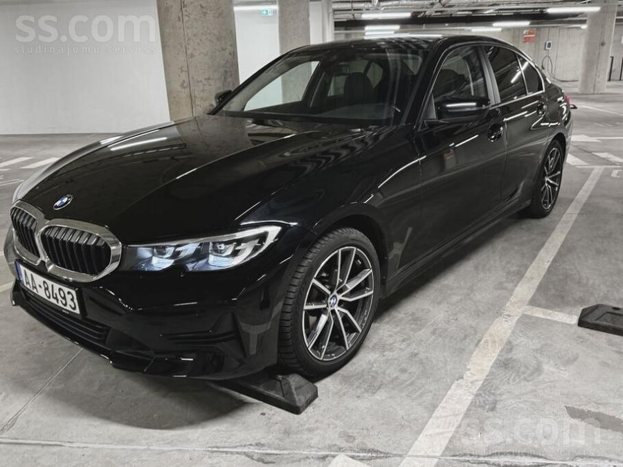 Black BMW 318 2022 in Riga, with an engine capacity of 2.00 L and mileage of 65 thousand km for 25800 €, photo 7 on AUTOMOTO.COM.LV