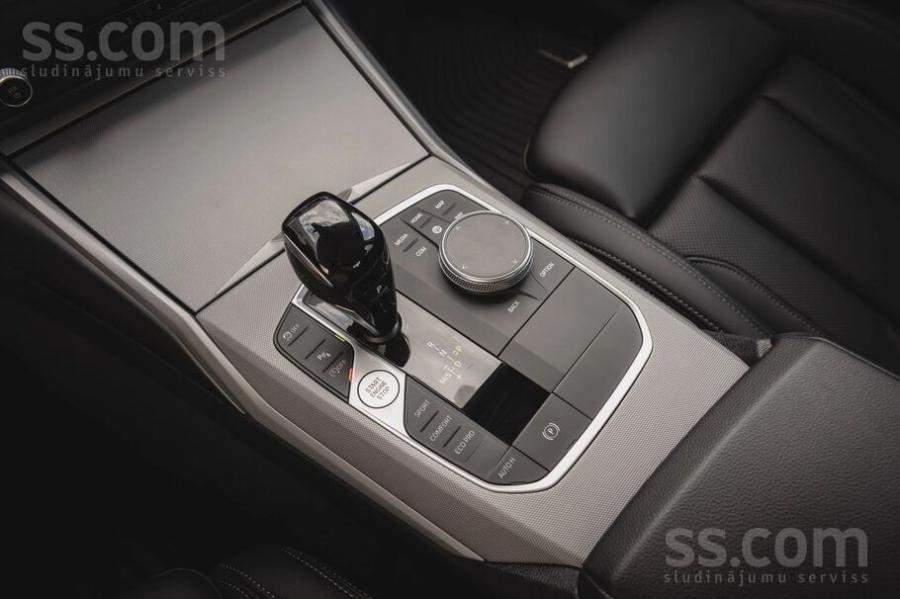 Black BMW 318 2022 in Riga, with an engine capacity of 2.00 L and mileage of 65 thousand km for 25800 €, photo 13 on AUTOMOTO.COM.LV
