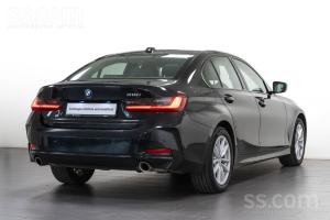 Melns BMW 318 2023 Rīga, ar dzinēja tilpumu 2.00 L un nobraukumu 104 tūkst. km par 27500 €, foto 3 vietnē AUTOMOTO.COM.LV