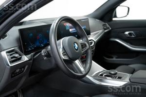 Black BMW 318 2024 in Riga, with an engine capacity of 2.00 L and mileage of 49 thousand km for 36500 €, photo 16 on AUTOMOTO.COM.LV