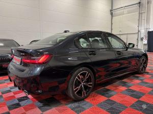 Black BMW 318 2025 in Vilnius, with an engine capacity of 1.97 L and mileage of 18 thousand km for 34500 €, photo 5 on AUTOMOTO.COM.LV