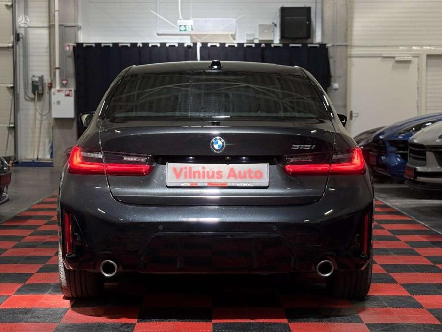 Black BMW 318 2025 in Vilnius, with an engine capacity of 1.97 L and mileage of 18 thousand km for 34500 €, photo 6 on AUTOMOTO.COM.LV