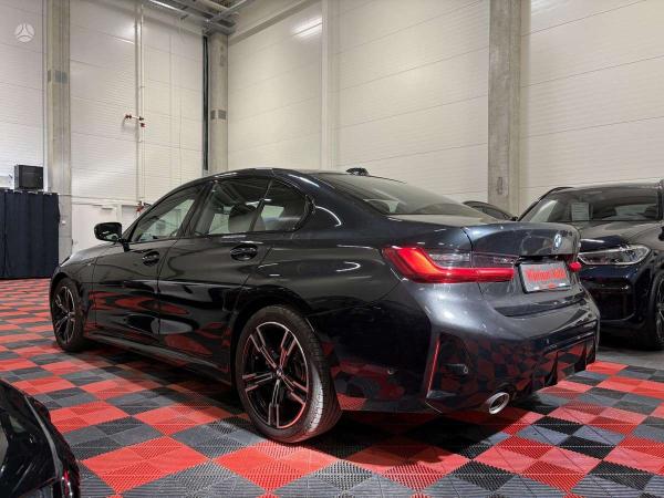 Black BMW 318 2025 in Vilnius, with an engine capacity of 1.97 L and mileage of 18 thousand km for 34500 €, photo 6 on AUTOMOTO.COM.LV