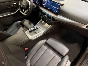 Black BMW 318 2025 in Vilnius, with an engine capacity of 1.97 L and mileage of 18 thousand km for 34500 €, photo 16 on AUTOMOTO.COM.LV