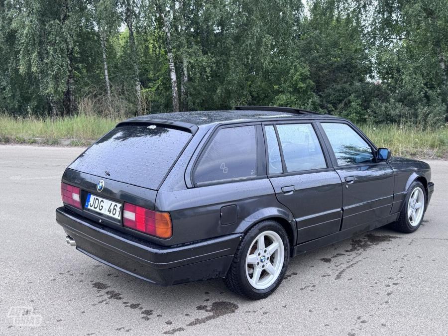 Черный БМВ 318 1989 в Паневежис, объемом двигателя 1.80 л и пробегом 362 тыс. км за 4000 €, фото 7 на AUTOMOTO.COM.LV