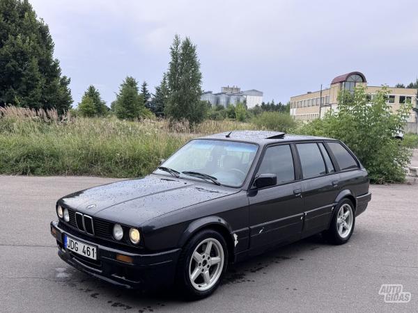 Черный БМВ 318 1989 в Паневежис, объемом двигателя 1.80 л и пробегом 362 тыс. км за 4000 €, фото 9 на AUTOMOTO.COM.LV