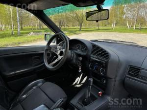 Черный БМВ 318 1996 в Лиепая, объемом двигателя 3.00 л и пробегом 333 тыс. км за 4400 €, фото 14 на AUTOMOTO.COM.LV