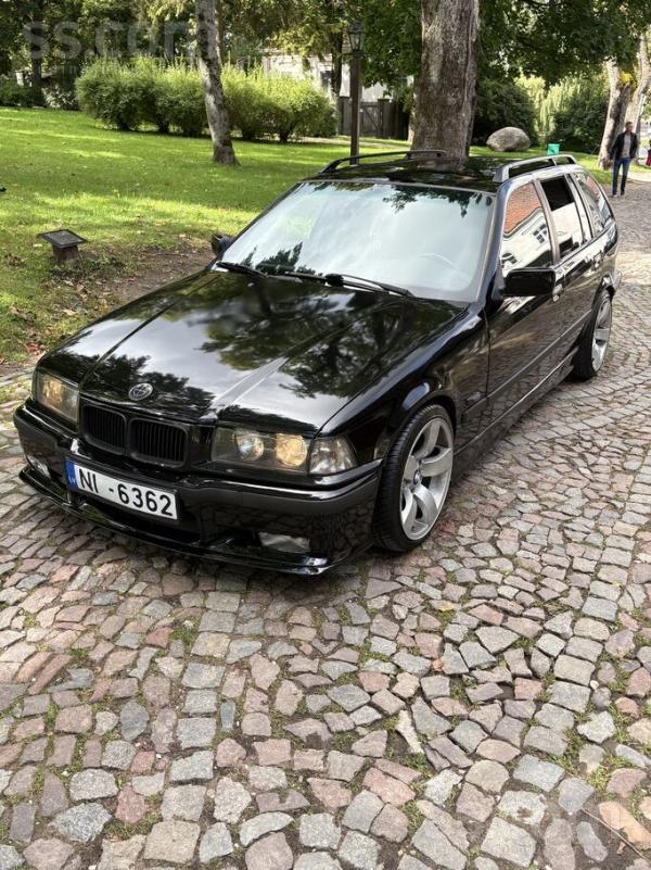 Melns BMW 318 1996 Kuldīga, ar dzinēja tilpumu 2.00 L un nobraukumu 0 tūkst. km par 4100 €, foto 1 vietnē AUTOMOTO.COM.LV
