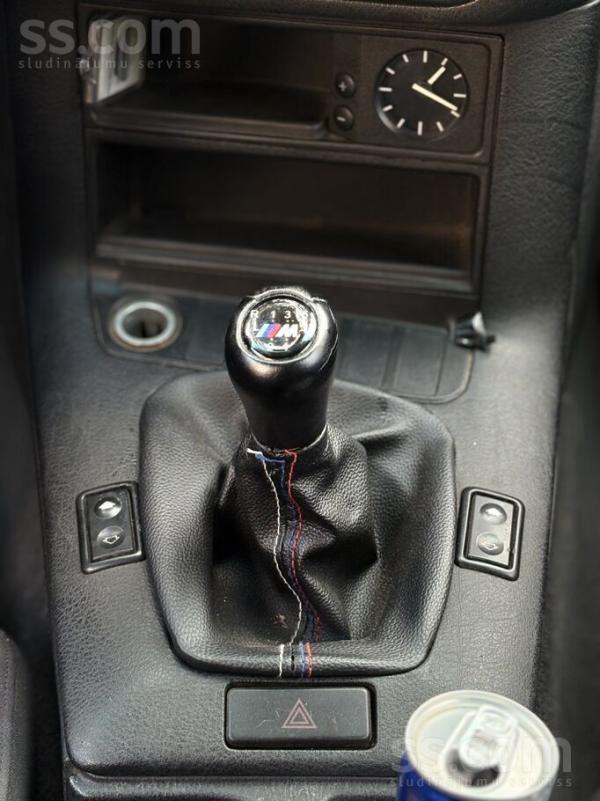 Melns BMW 318 1996 Kuldīga, ar dzinēja tilpumu 2.00 L un nobraukumu 0 tūkst. km par 4100 €, foto 8 vietnē AUTOMOTO.COM.LV