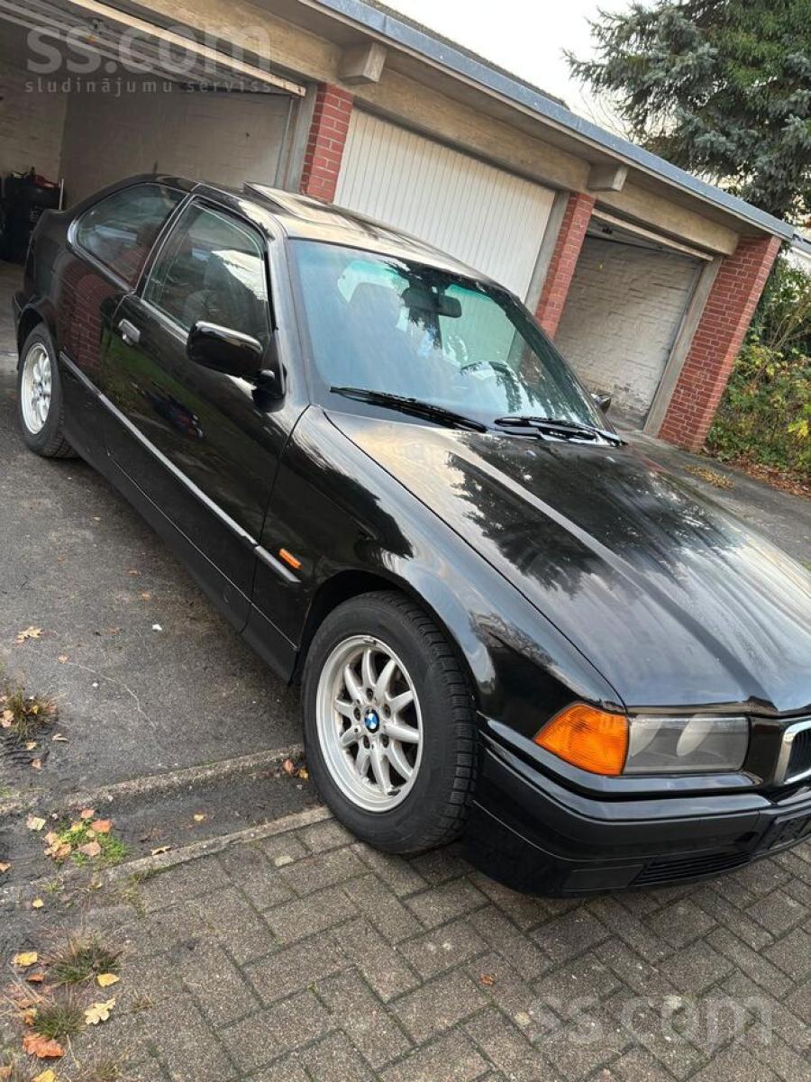Melns BMW 318 1997 Aizkraukle, ar dzinēja tilpumu 1.80 L un nobraukumu 318 tūkst. km par 2650 €, foto 2 vietnē AUTOMOTO.COM.LV
