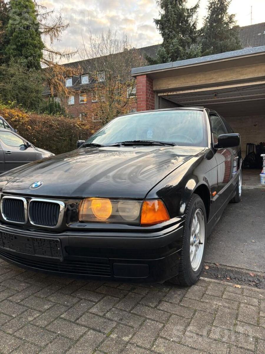 Melns BMW 318 1997 Aizkraukle, ar dzinēja tilpumu 1.80 L un nobraukumu 318 tūkst. km par 2650 €, foto 6 vietnē AUTOMOTO.COM.LV