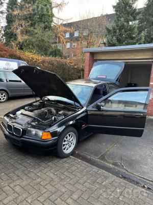 Melns BMW 318 1997 Aizkraukle, ar dzinēja tilpumu 1.80 L un nobraukumu 318 tūkst. km par 2650 €, foto 17 vietnē AUTOMOTO.COM.LV