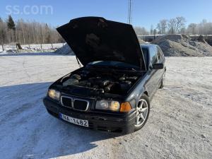 Black BMW 318 1997 in Cesis, with an engine capacity of 2.00 L and mileage of 386 thousand km for 2450 €, photo 13 on AUTOMOTO.COM.LV