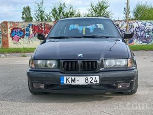 Black BMW 318 1998 in Dobele, with an engine capacity of 1.80 L and mileage of 320 thousand km for 2100 €, photo 7 on AUTOMOTO.COM.LV