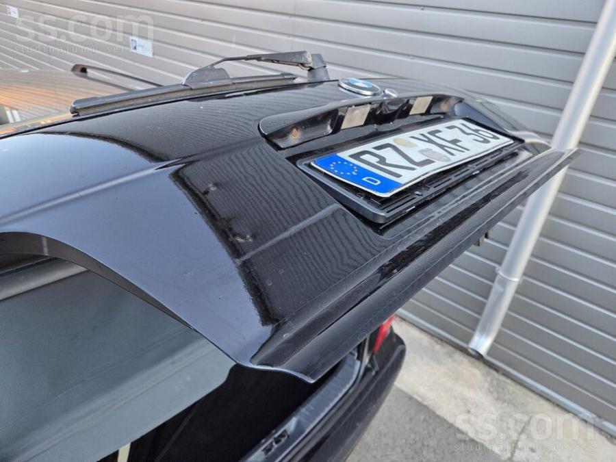 Melns BMW 318 1998 Rīga, ar dzinēja tilpumu 1.80 L un nobraukumu 314 tūkst. km par 2800 €, foto 14 vietnē AUTOMOTO.COM.LV
