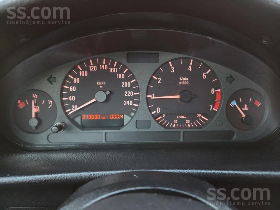Melns BMW 318 1998 Rīga, ar dzinēja tilpumu 1.80 L un nobraukumu 314 tūkst. km par 2800 €, foto 21 vietnē AUTOMOTO.COM.LV