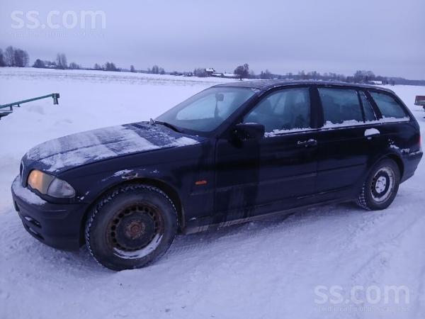 Melns BMW 318 2000 Preiļi, ar dzinēja tilpumu 1.90 L un nobraukumu 318 tūkst. km par 600 €, foto 1 vietnē AUTOMOTO.COM.LV