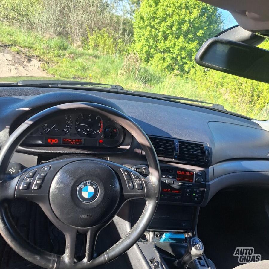 Black BMW 318 2003 in Utena, with an engine capacity of 2.00 L and mileage of 251 thousand km for 1599 €, photo 6 on AUTOMOTO.COM.LV