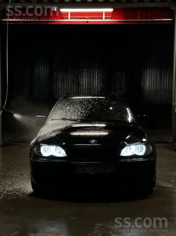 Melns BMW 318 2003 Rīga, ar dzinēja tilpumu 2.00 L un nobraukumu 375 tūkst. km par 2500 €, foto 1 vietnē AUTOMOTO.COM.LV