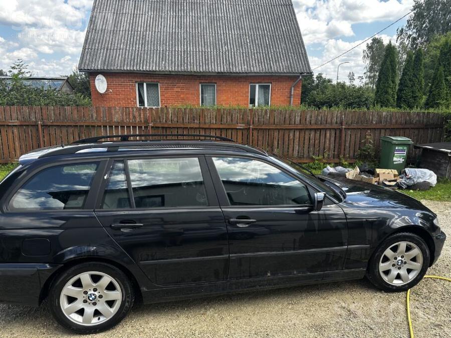 Black BMW 318 2003 in Riga, with an engine capacity of 2.00 L and mileage of 375 thousand km for 2500 €, photo 8 on AUTOMOTO.COM.LV