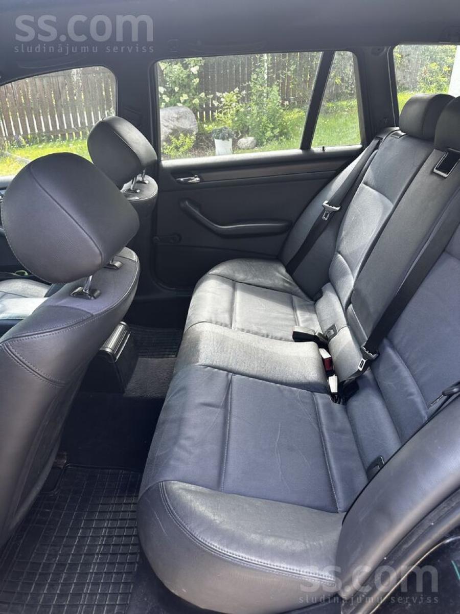 Black BMW 318 2003 in Riga, with an engine capacity of 2.00 L and mileage of 375 thousand km for 2500 €, photo 13 on AUTOMOTO.COM.LV