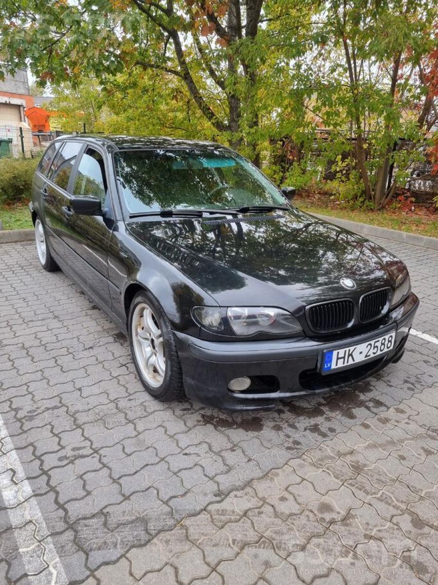 Black BMW 318 2003 in Jelgava, with an engine capacity of 2.50 L and mileage of 388 thousand km for 2500 €, photo 4 on AUTOMOTO.COM.LV