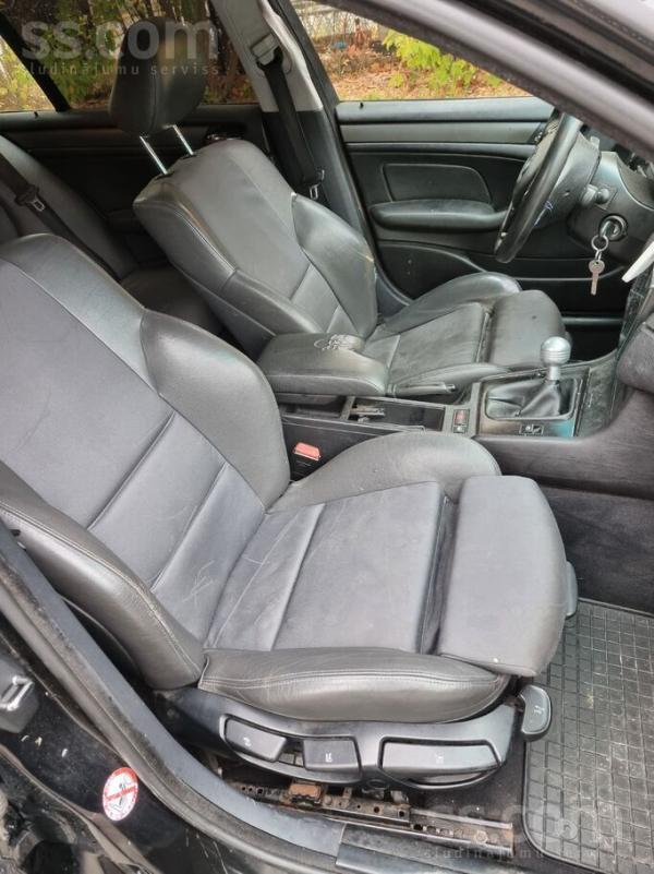 Melns BMW 318 2003 Jelgava, ar dzinēja tilpumu 2.50 L un nobraukumu 388 tūkst. km par 2500 €, foto 10 vietnē AUTOMOTO.COM.LV