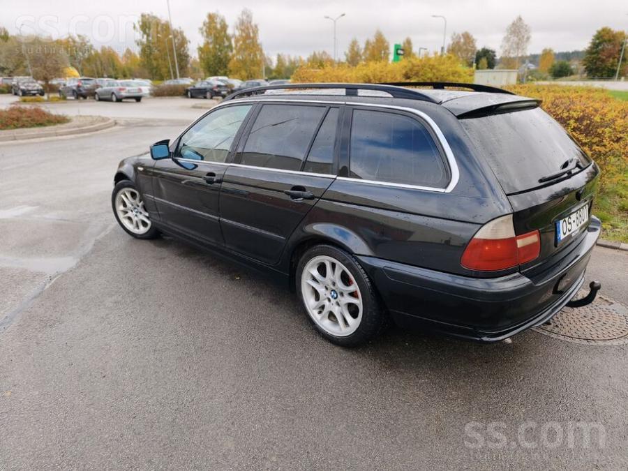 Black BMW 318 2003 in Tukums, with an engine capacity of 2.00 L and mileage of 420 thousand km for 1650 €, photo 4 on AUTOMOTO.COM.LV