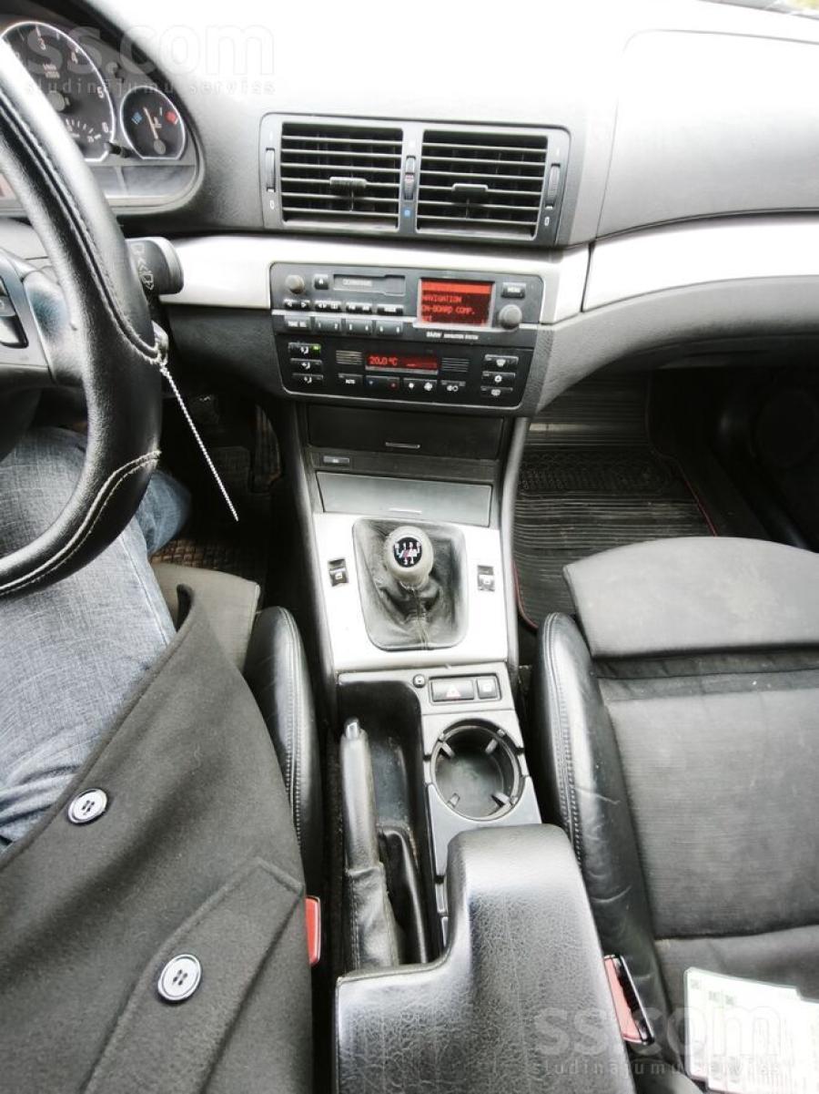 Black BMW 318 2003 in Tukums, with an engine capacity of 2.00 L and mileage of 420 thousand km for 1650 €, photo 8 on AUTOMOTO.COM.LV