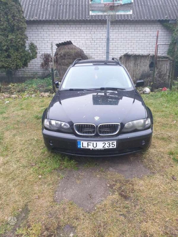 Melns BMW 318 2004 Alīta, ar dzinēja tilpumu 1.80 L un nobraukumu 300 tūkst. km par 500 €, foto 2 vietnē AUTOMOTO.COM.LV