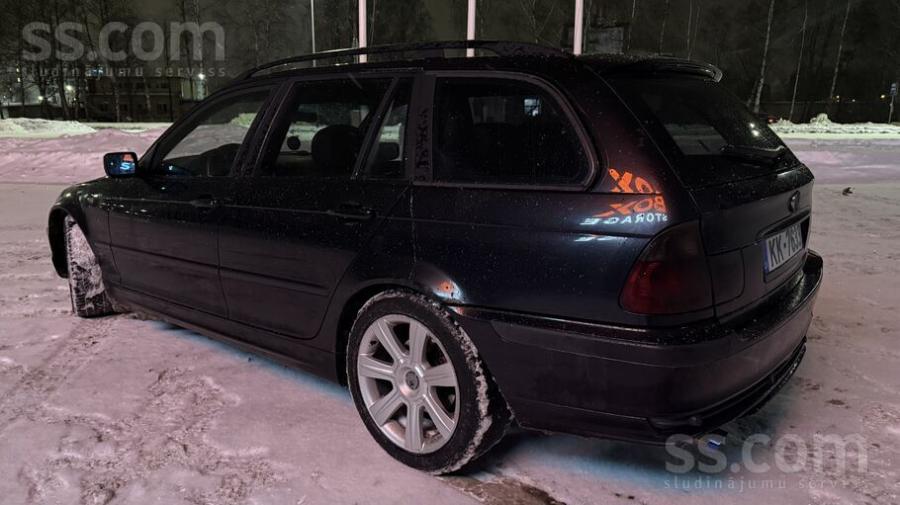 Black BMW 318 2004 in Riga, with an engine capacity of 2.00 L and mileage of 355 thousand km for 2100 €, photo 6 on AUTOMOTO.COM.LV