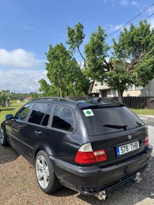Melns BMW 318 2004 Tapa, ar dzinēja tilpumu 2.00 L un nobraukumu 255 tūkst. km par 2900 €, foto  vietnē AUTOMOTO.COM.LV