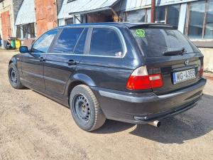 Black BMW 318 2004 in Limbazi, with an engine capacity of 2.20 L and mileage of 301 thousand km for 2650 €, photo 4 on AUTOMOTO.COM.LV