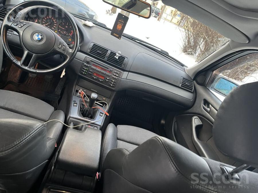 Melns BMW 318 2005 Krāslava, ar dzinēja tilpumu 2.00 L un nobraukumu 401 tūkst. km par 2600 €, foto 5 vietnē AUTOMOTO.COM.LV