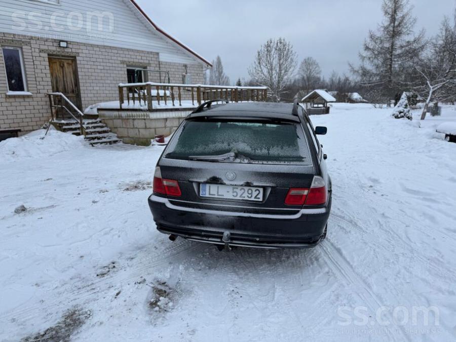 Black BMW 318 2005 in Balvi, with an engine capacity of 2.00 L and mileage of 288 thousand km for 2500 €, photo 4 on AUTOMOTO.COM.LV